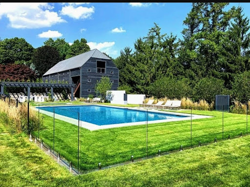 Top Chain link fences in Florida | Updated September 2024 | FenceLoc