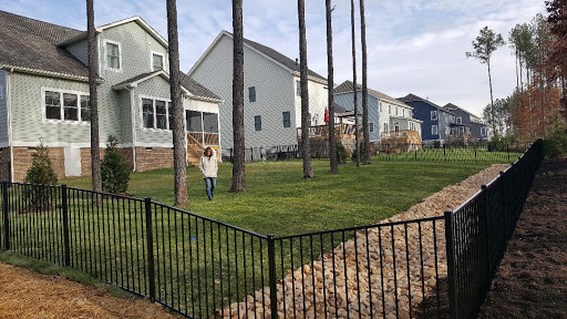 Top Chain link fences in Virginia | Updated November 2024 | FenceLoc